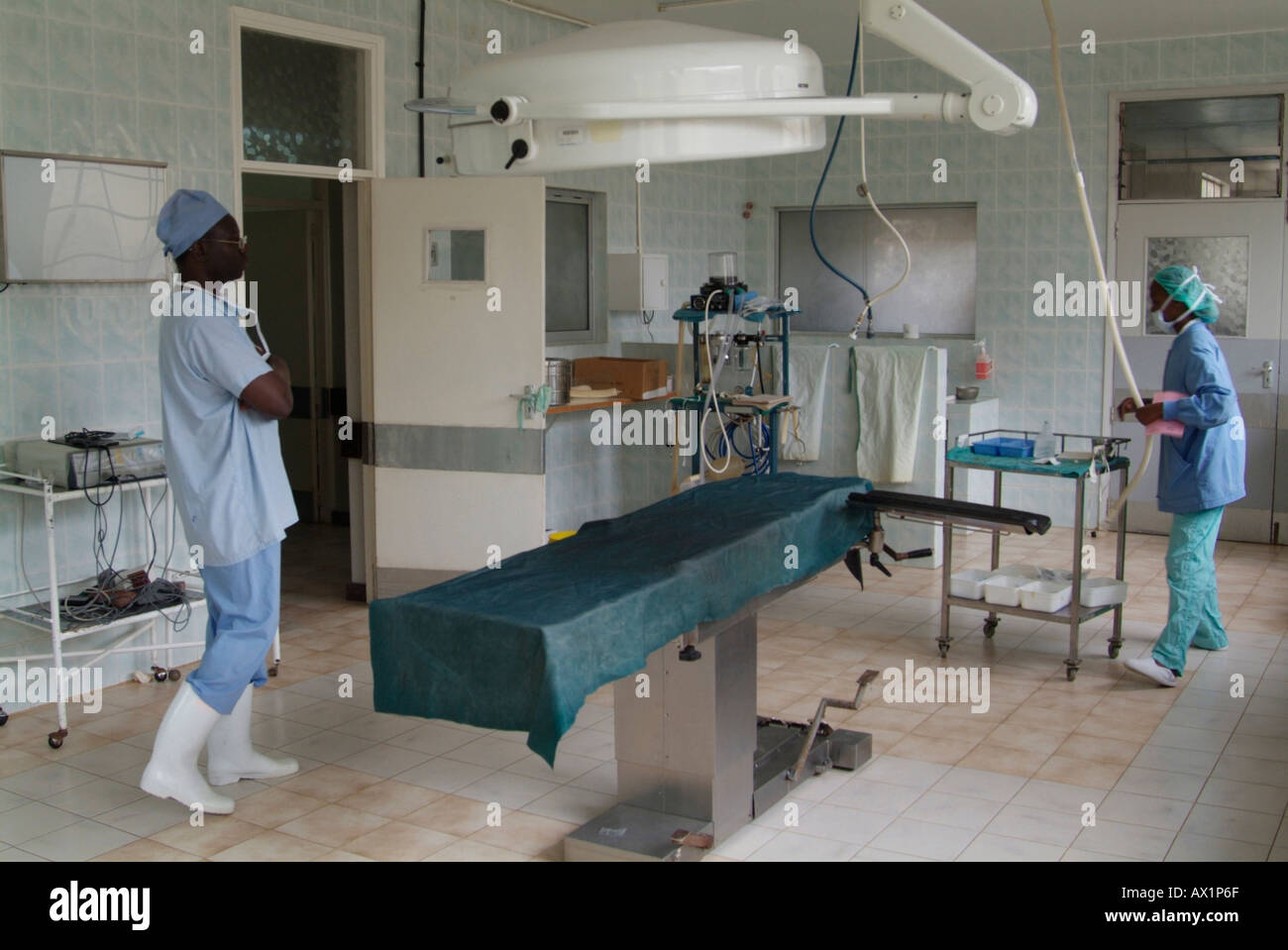 Surgeon post op Stock Photo - Alamy