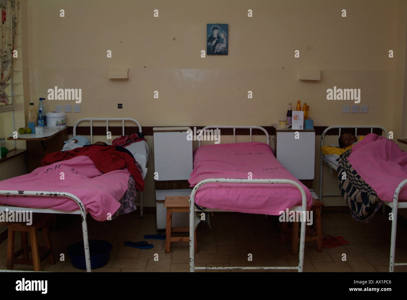 African hospital ward Stock Photo - Alamy