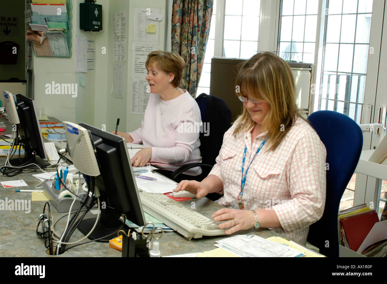 Nhs staff reception hi-res stock photography and images - Alamy