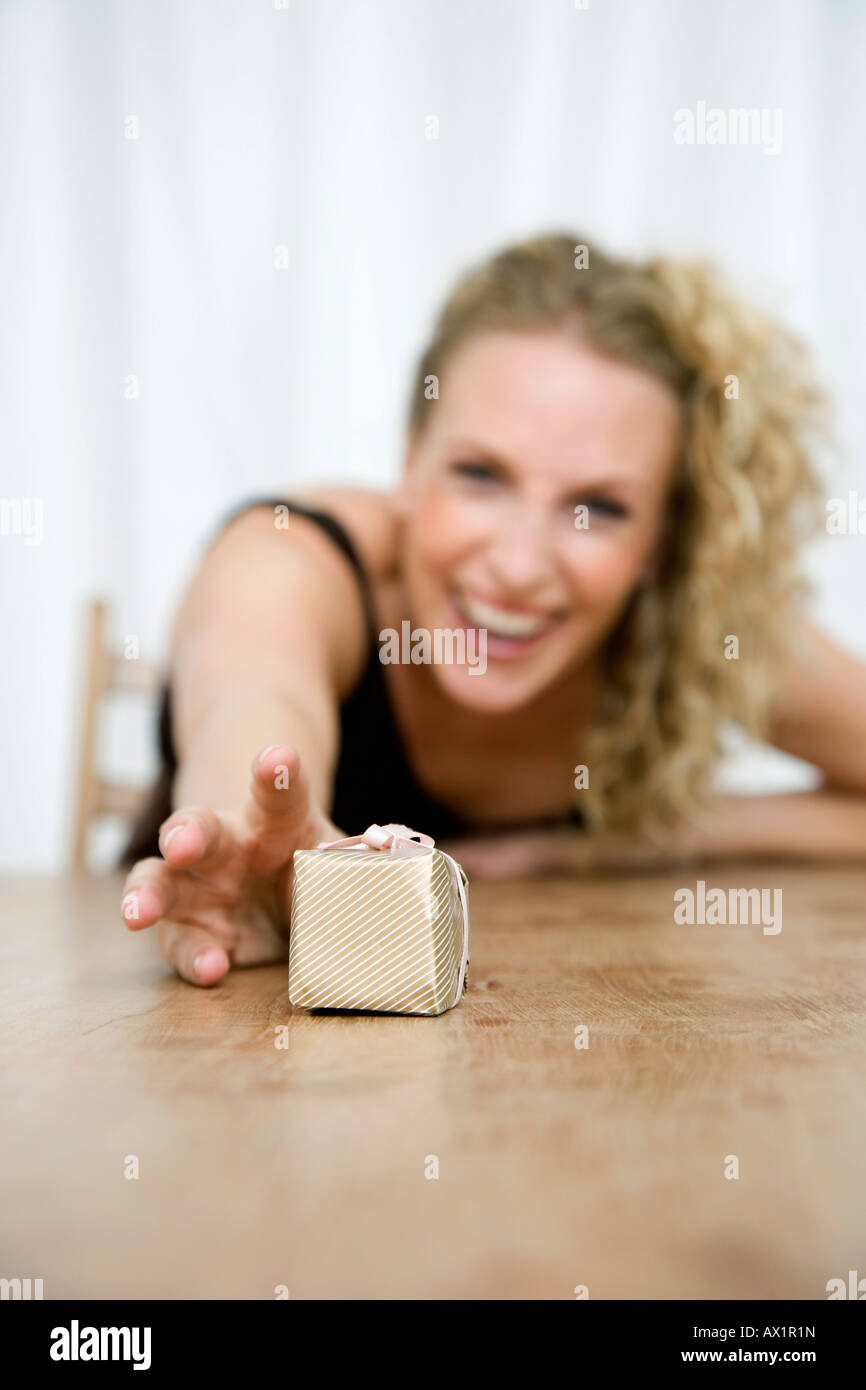 Long arm reaching hi-res stock photography and images - Alamy