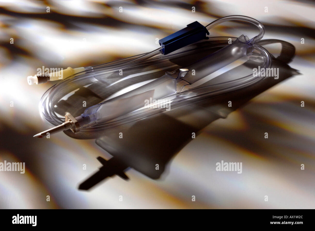 Iv giving set hi-res stock photography and images - Alamy