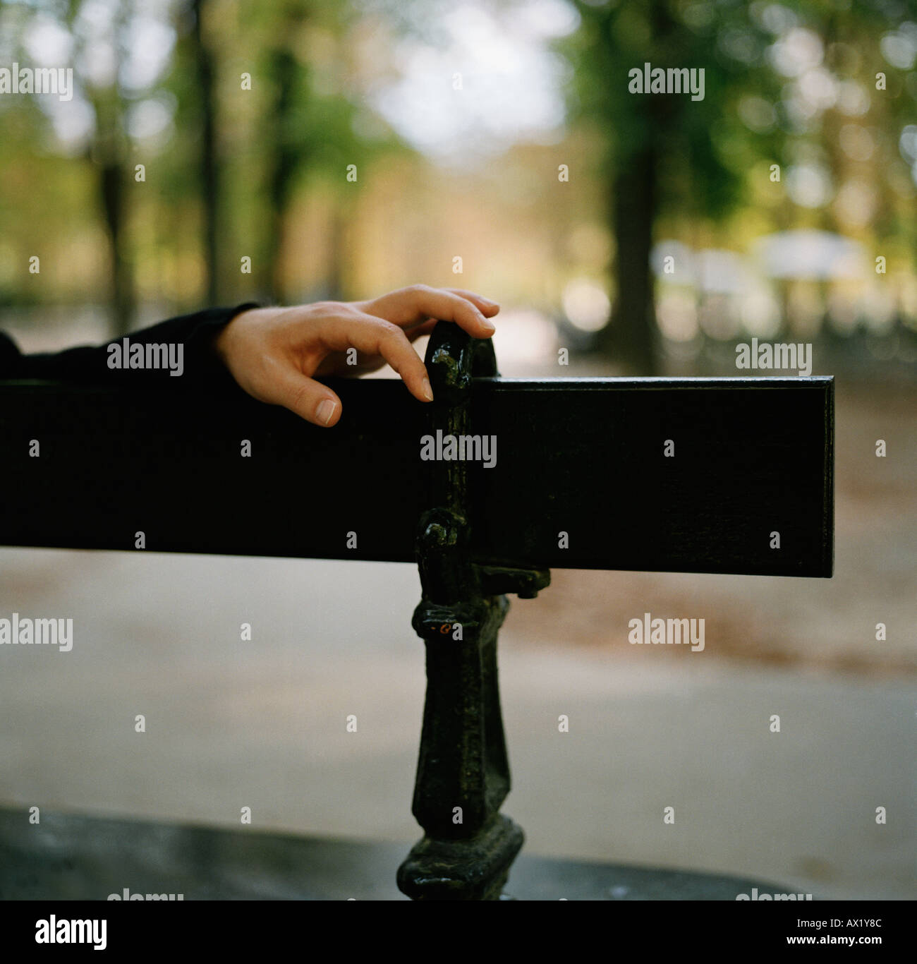 S bench hi-res stock photography and images - Alamy