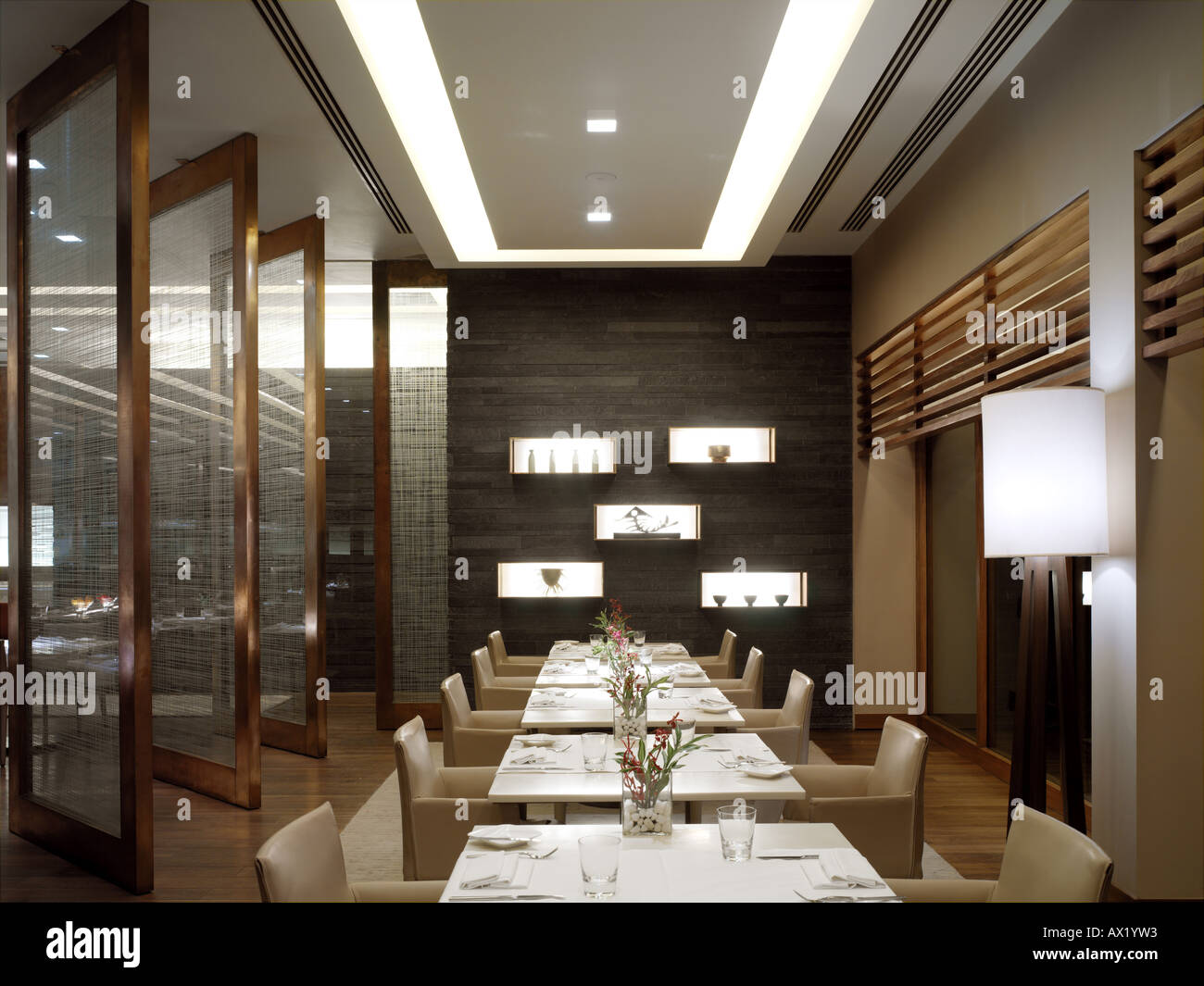 360 RESTAURANT AT OBEROI HOTEL, NEW DELHI, INDIA Stock Photo - Alamy