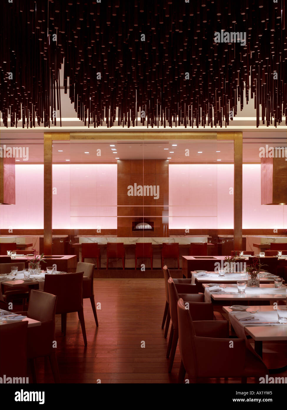 360 restaurant at oberoi hotel hi-res stock photography and images - Alamy