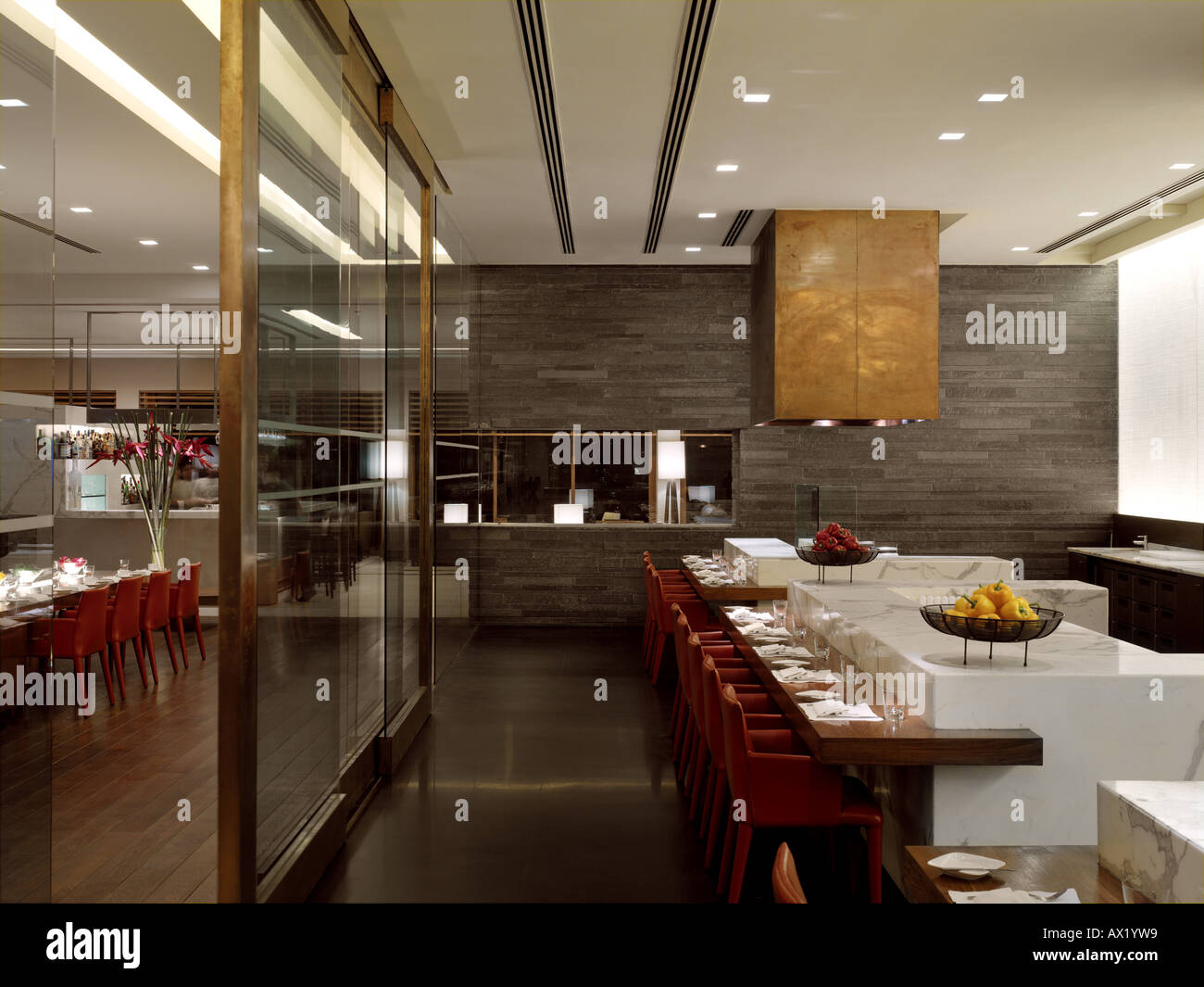 360 restaurant at oberoi hotel hi-res stock photography and images - Alamy