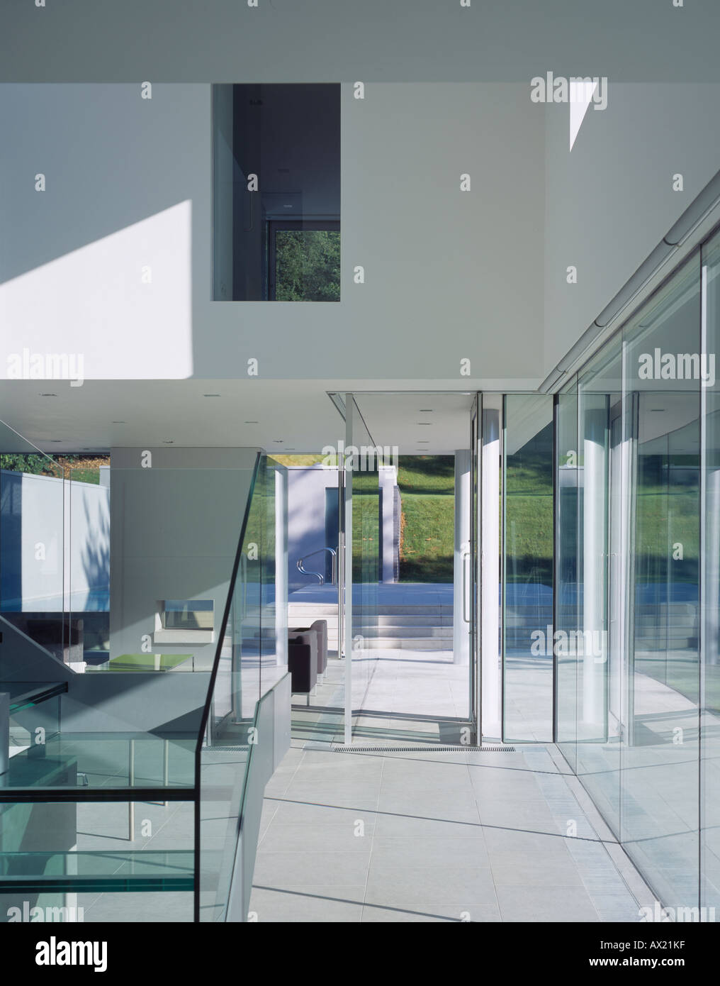 PRIVATE HOUSE, ESHER, UK Stock Photo - Alamy