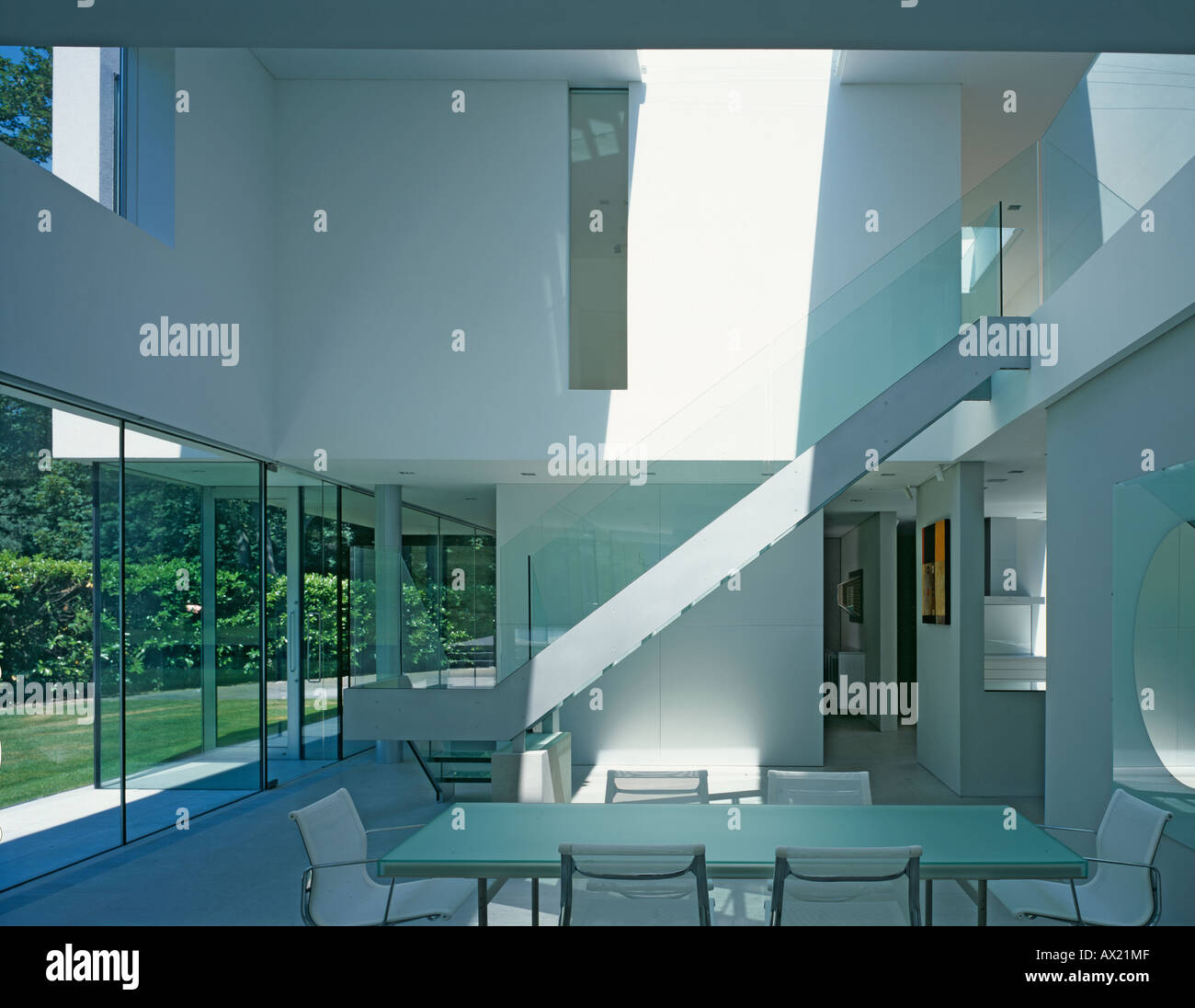 PRIVATE HOUSE, ESHER, UK Stock Photo - Alamy