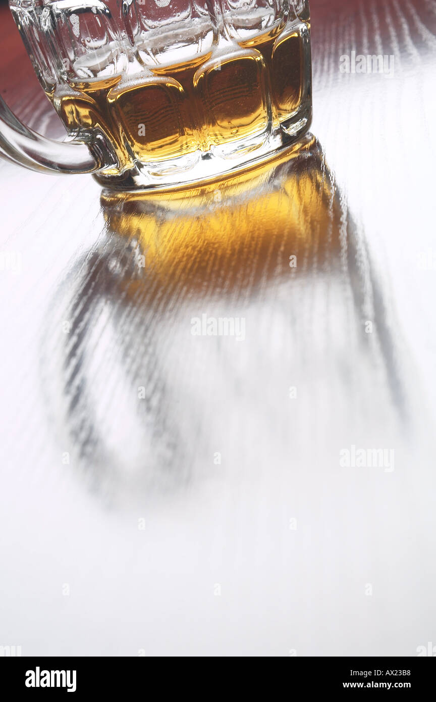 Almost empty glass beer hi-res stock photography and images - Alamy