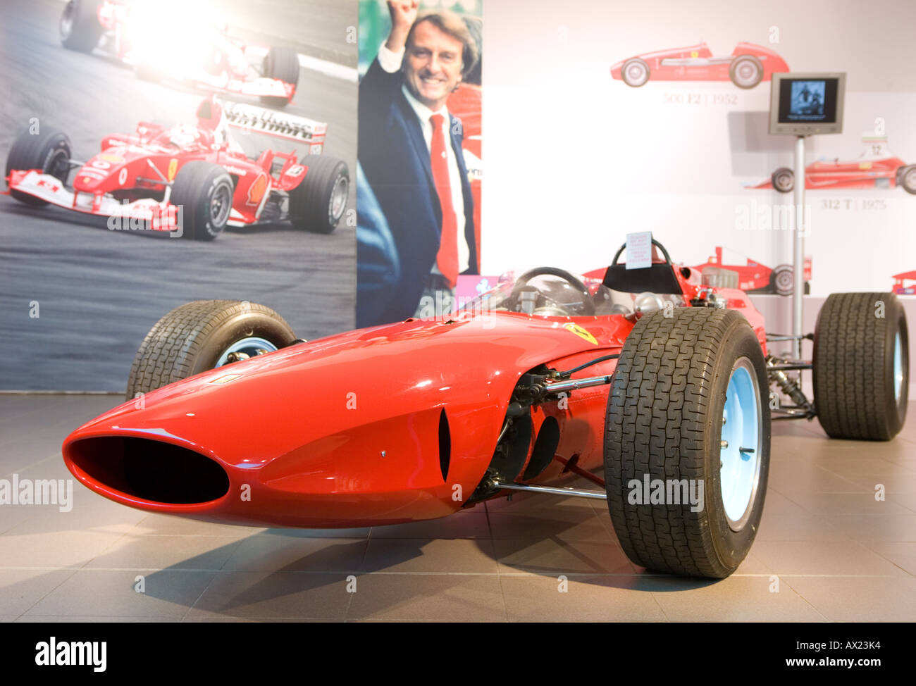 Fast cars of italy hi-res stock photography and images - Alamy