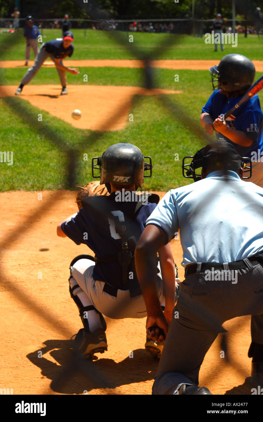 Little league baseball game hi-res stock photography and images - Alamy
