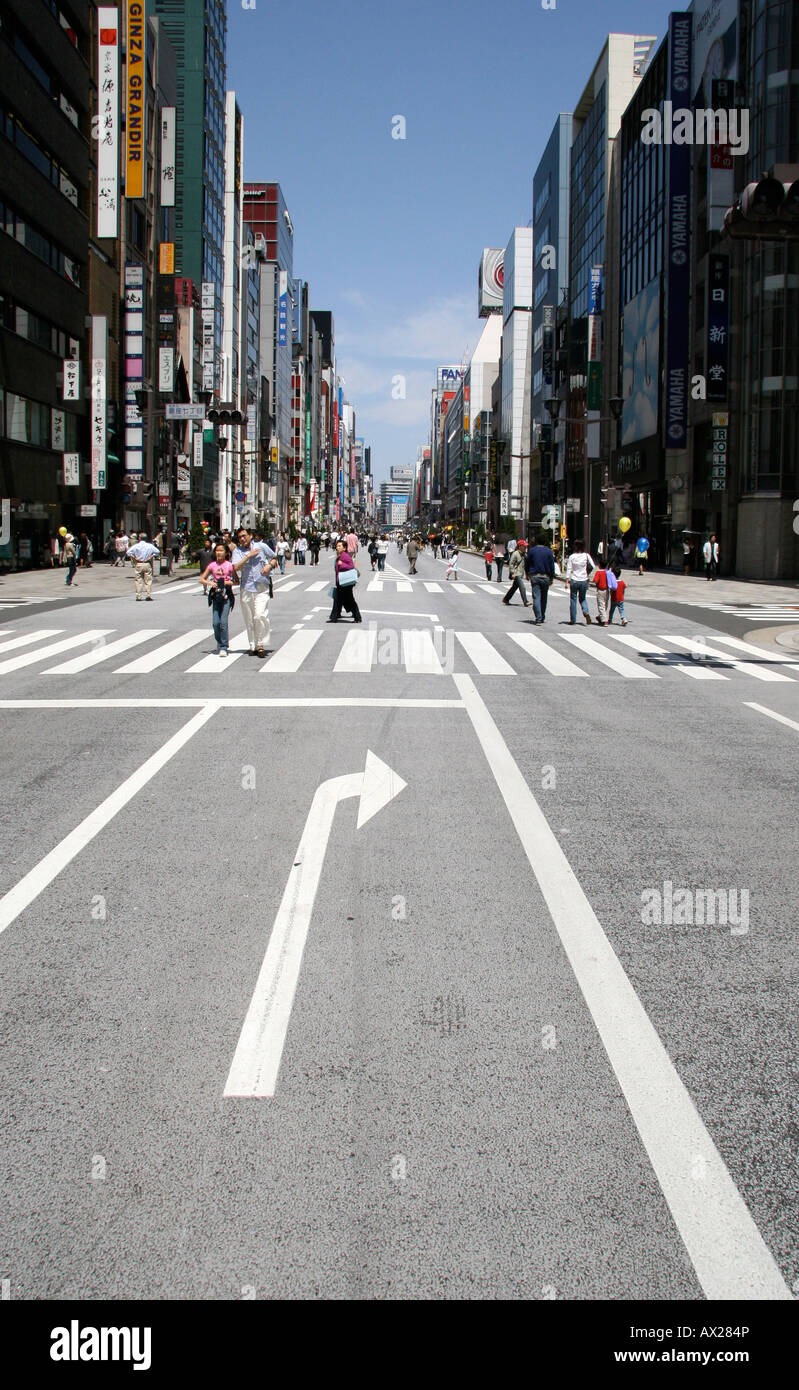 Chuo Dori Road in Ginza, Tokyo, Japan Stock Photo - Alamy