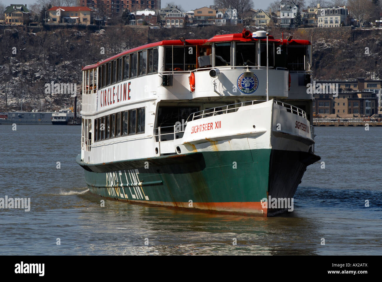 Circle line sightseeing tourist cruise tour boat High Resolution Stock ...