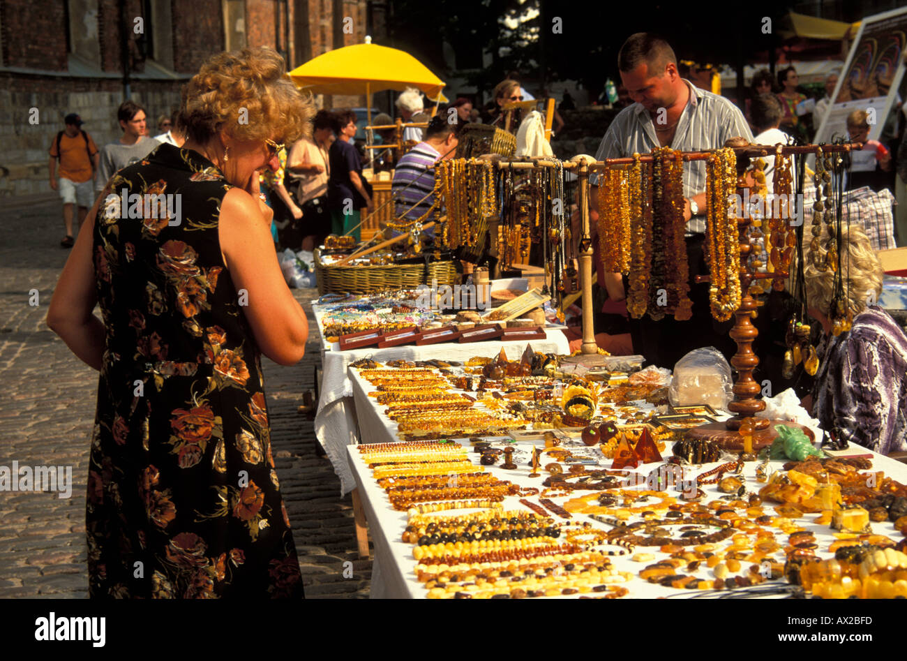 Amber jewellery stall hi-res stock photography and images - Alamy