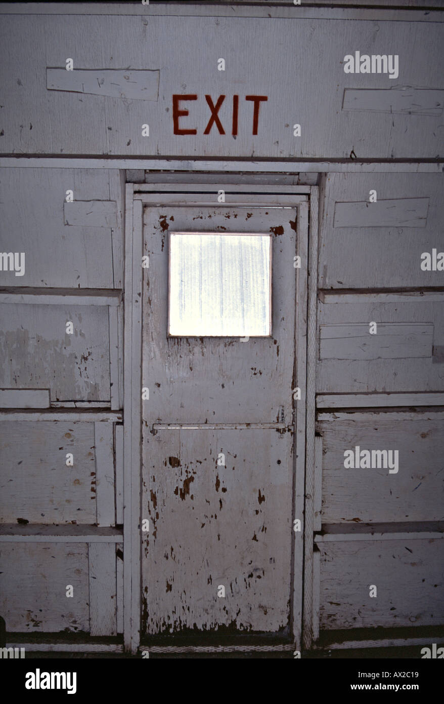 Last exit sign hi-res stock photography and images - Alamy