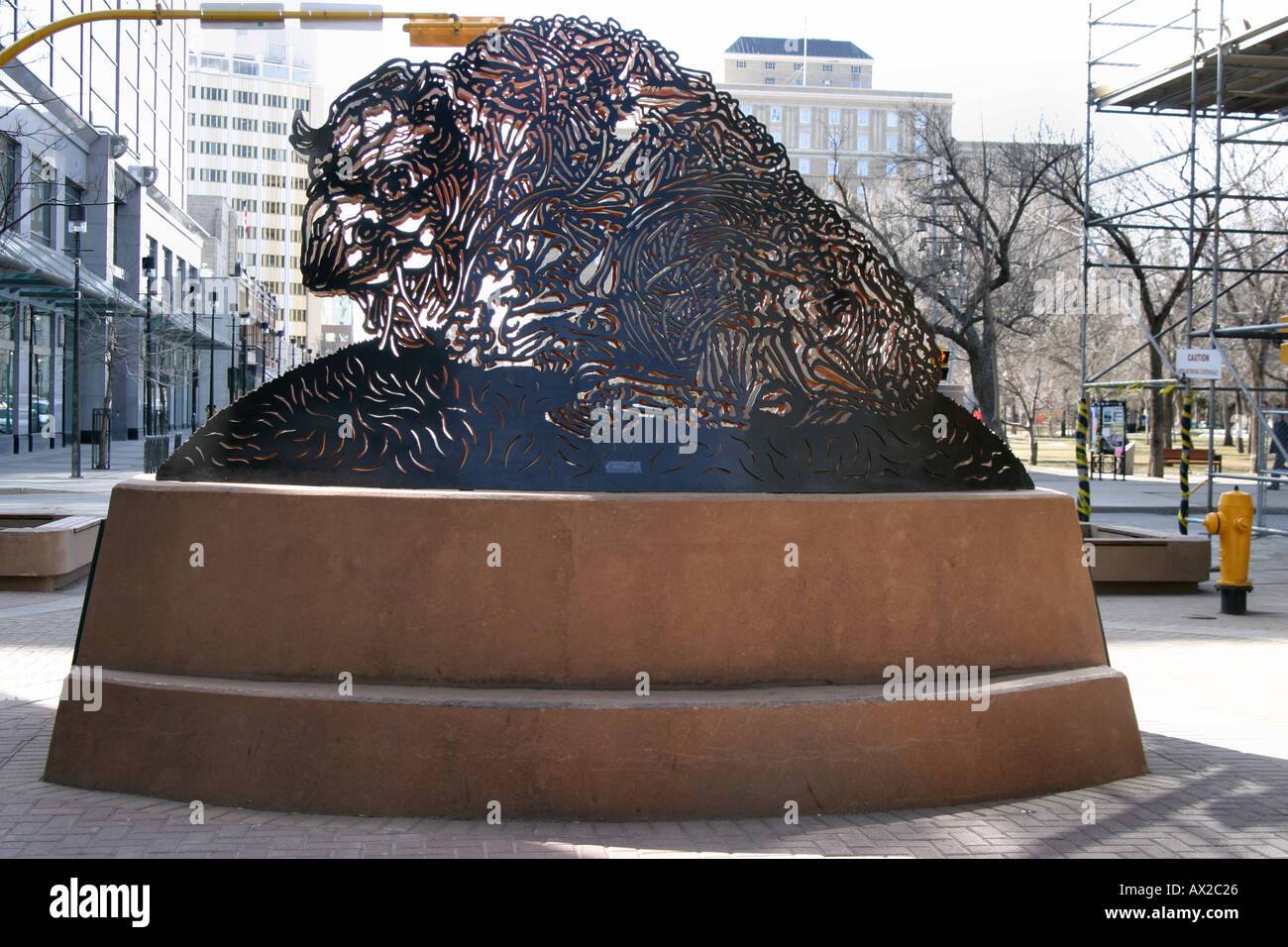 Bison buffalo sculpture hi-res stock photography and images - Alamy