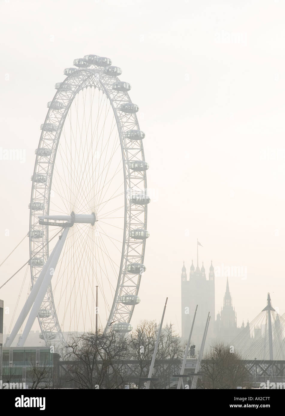 London eye houses of parliament bridge hi-res stock photography and ...