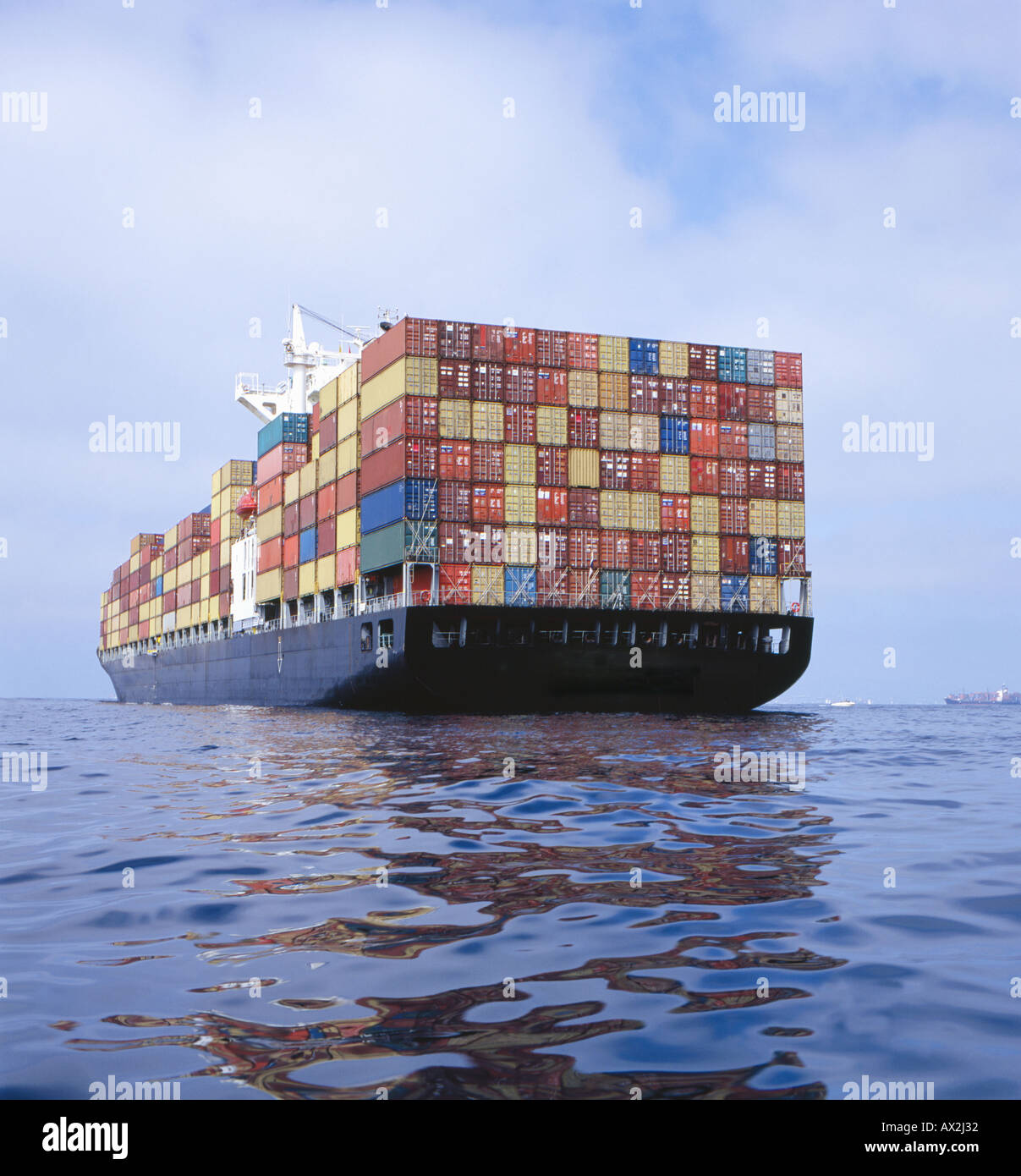 Cargo ship transporting containers Stock Photo - Alamy