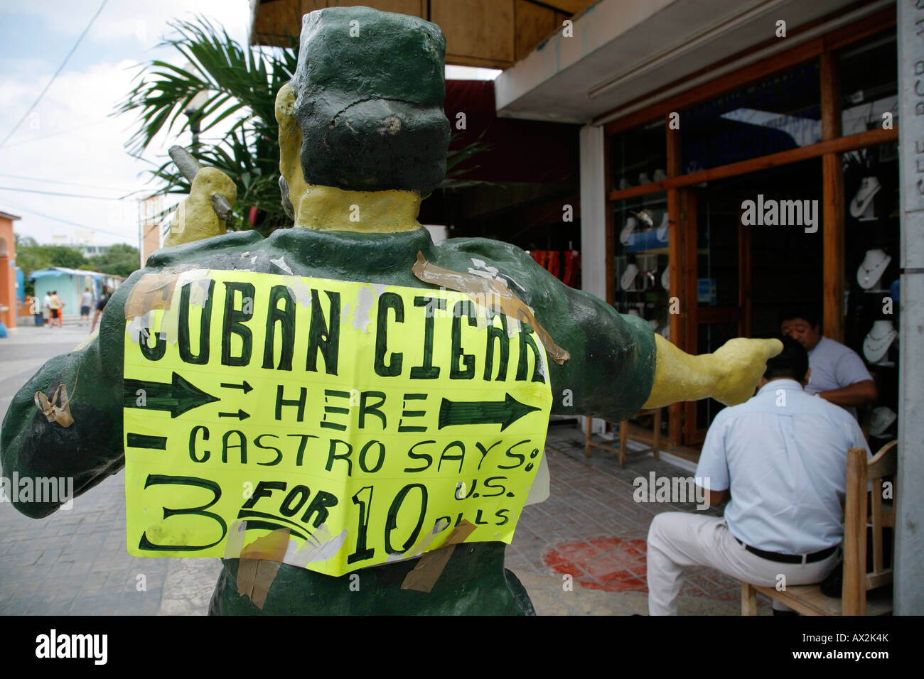Small shop mexico hi-res stock photography and images - Alamy