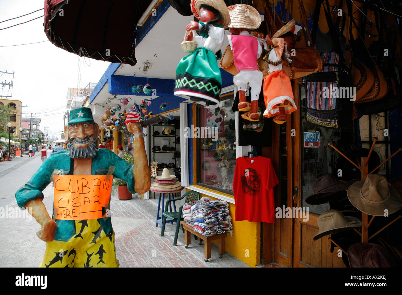 Small shop mexico hi-res stock photography and images - Alamy