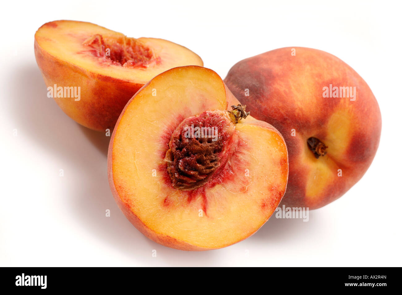 Close up half peach fruit hi-res stock photography and images - Alamy