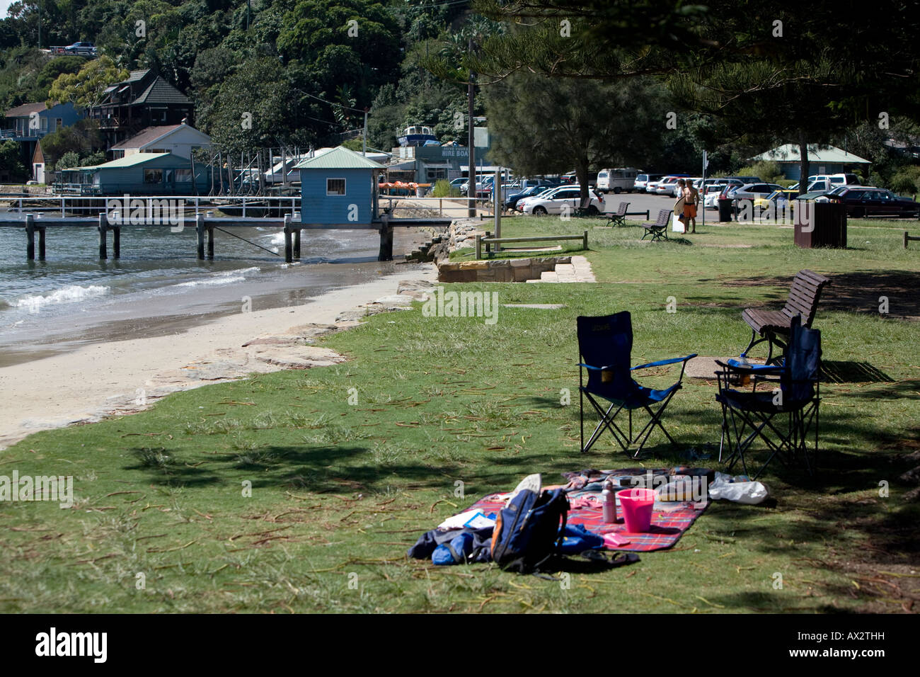 picnic area adjacet to snapperman beach in sydney's palm beach area ...
