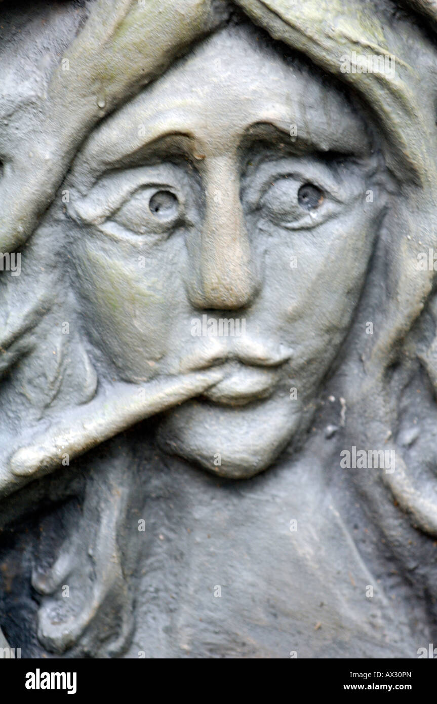 Derp Thinking Statue