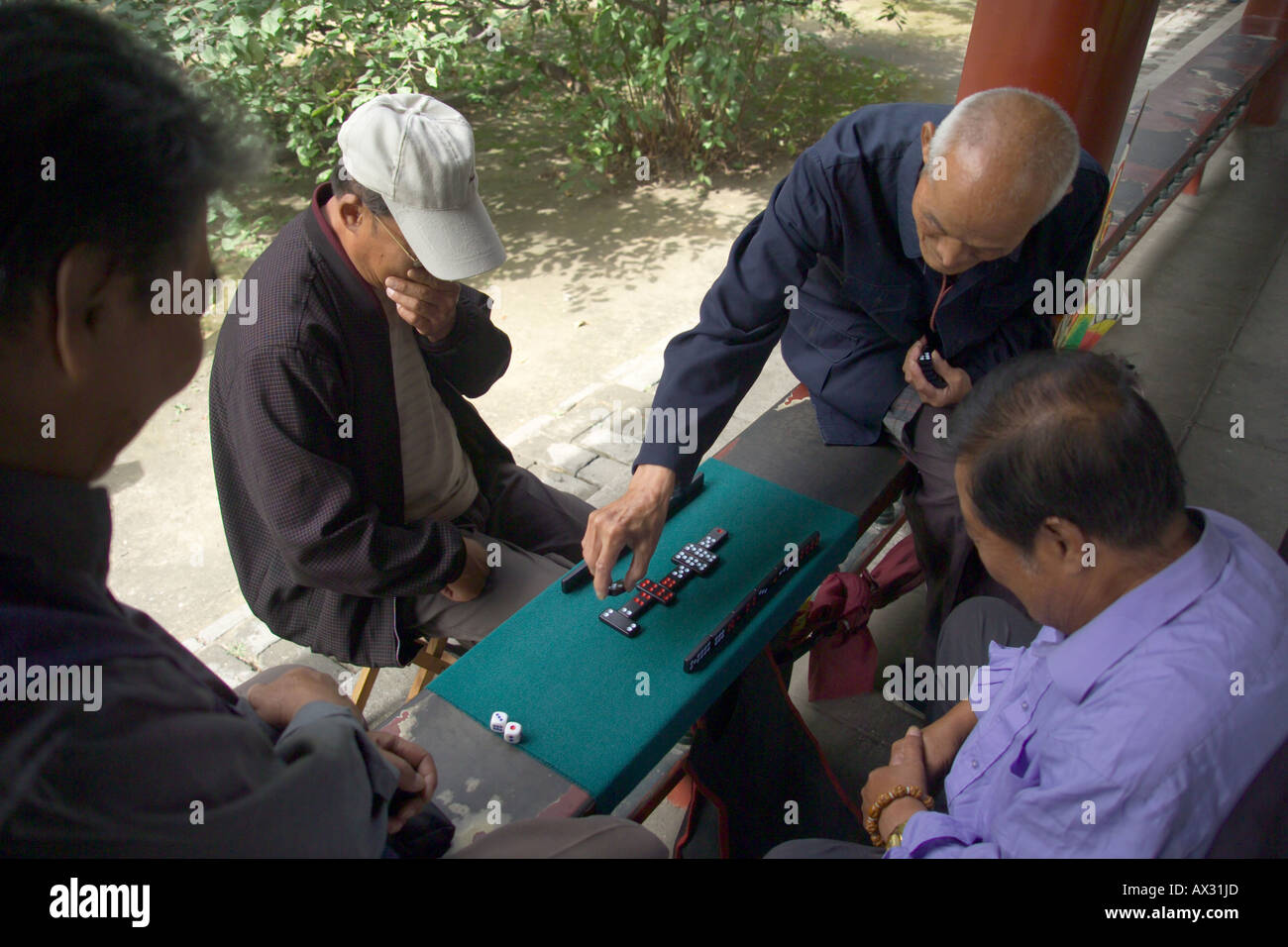 Chinese dominoes hi-res stock photography and images - Alamy
