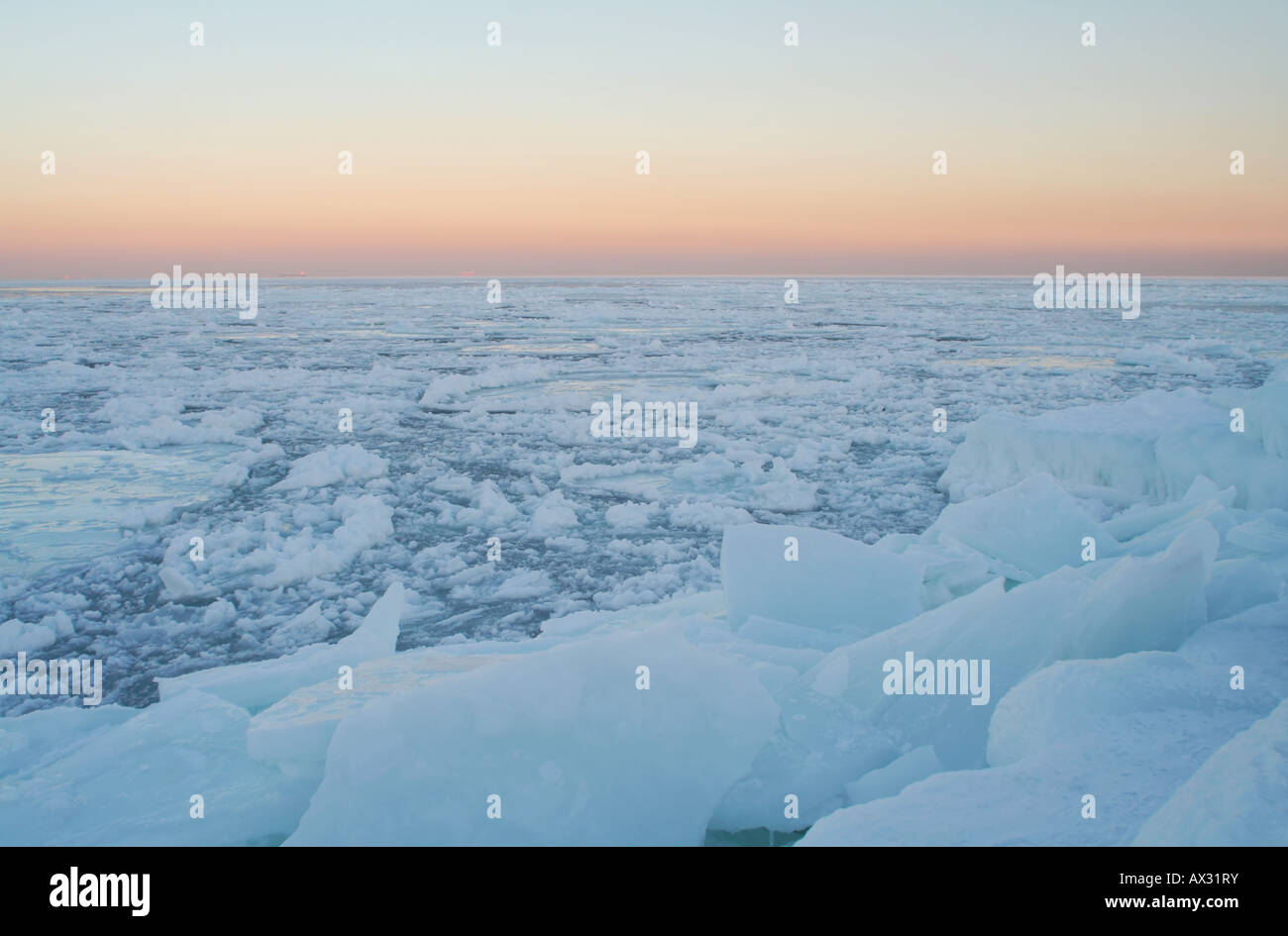 Antarctica desert hi-res stock photography and images - Alamy