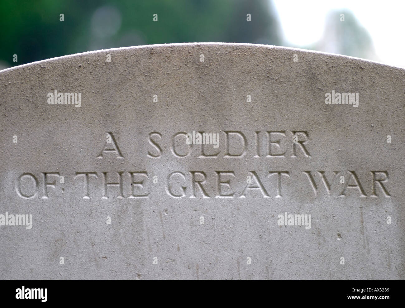 Wwi grave headstones hi-res stock photography and images - Alamy