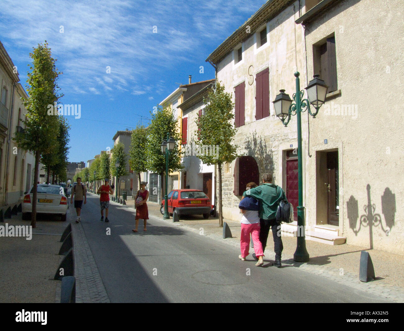 French street scene Stock Photo - Alamy