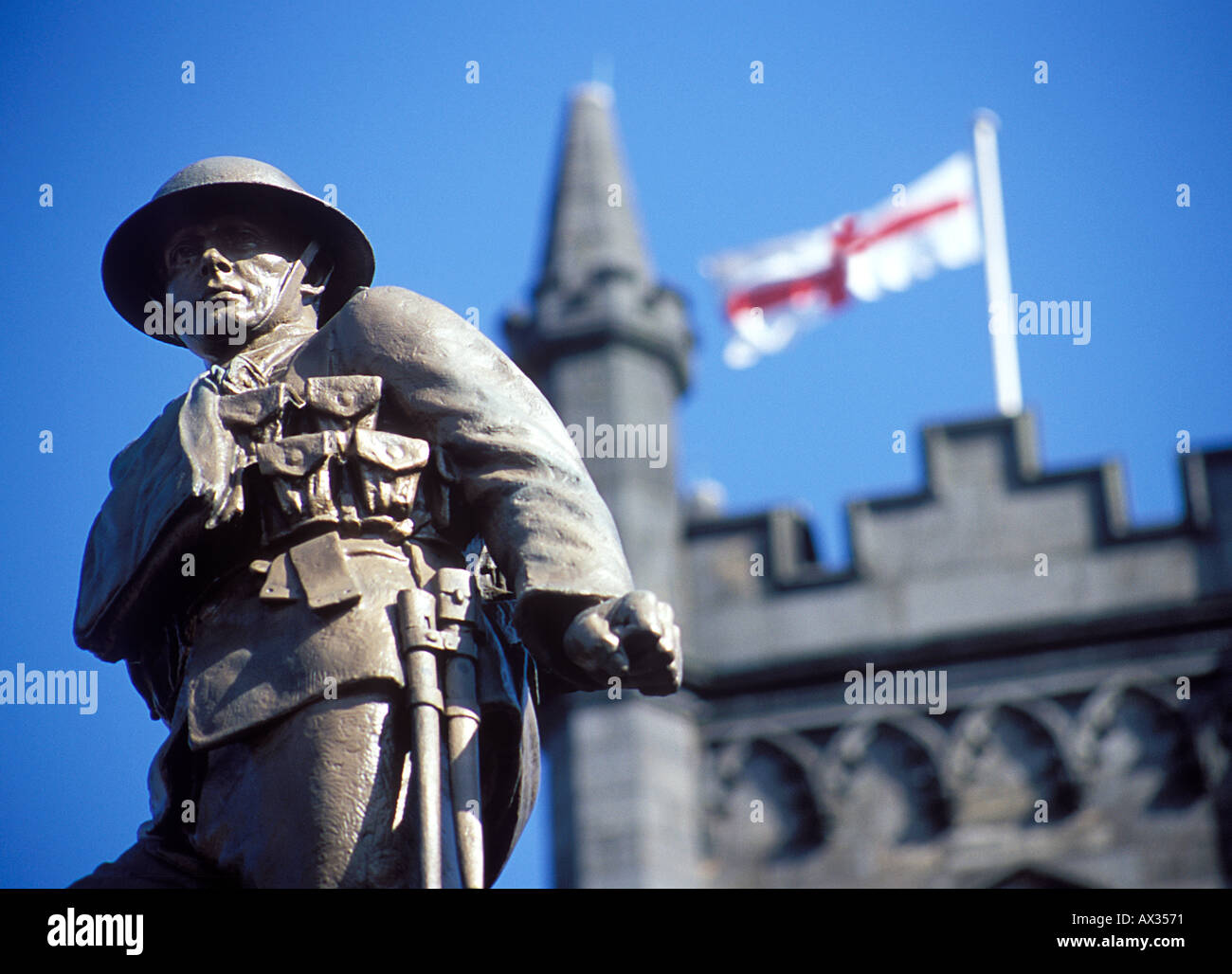 The oldham war memorial hi-res stock photography and images - Alamy
