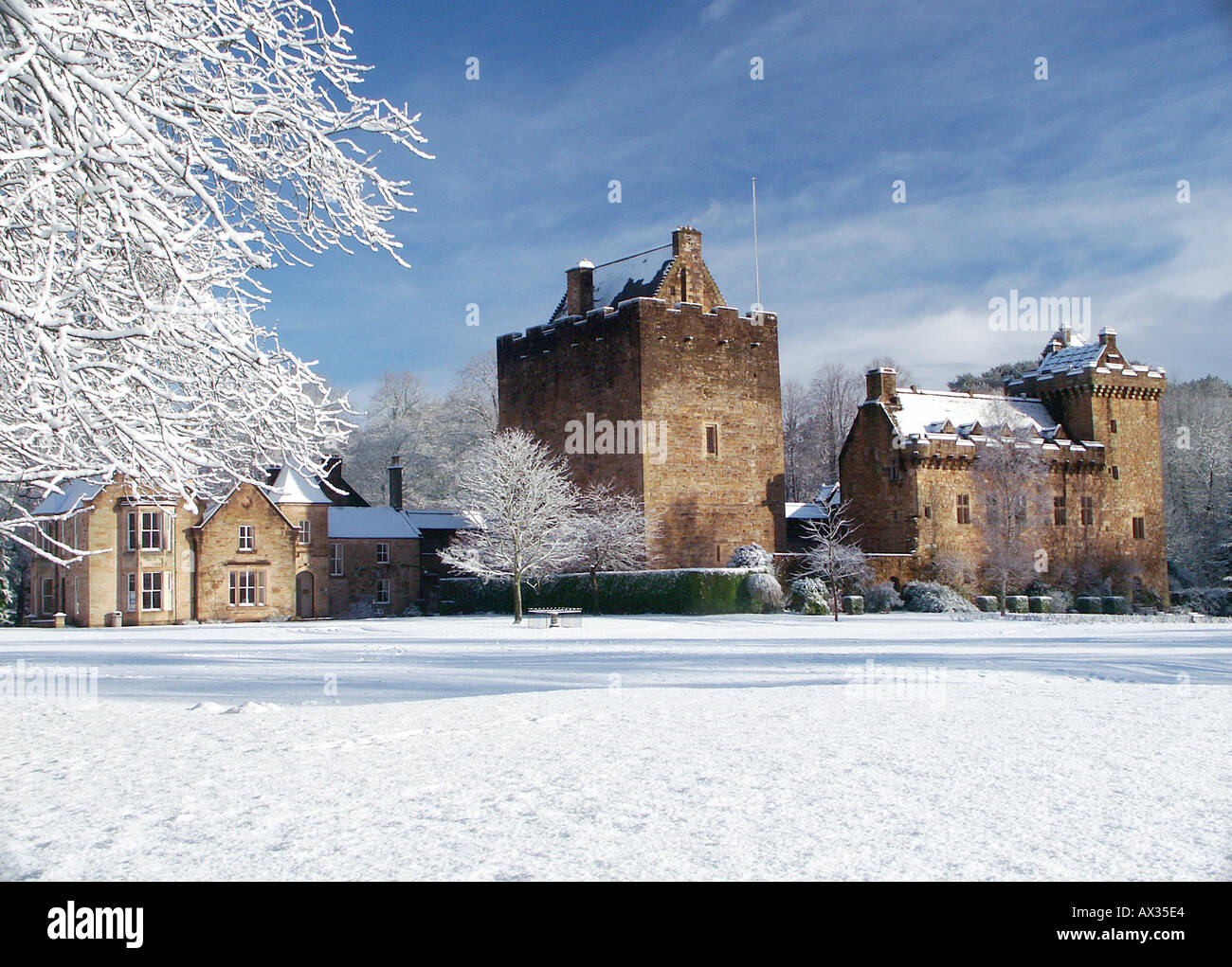 Dean castle snow hi-res stock photography and images - Alamy