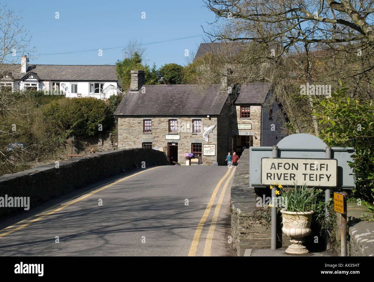 Cenarth wales hi-res stock photography and images - Alamy