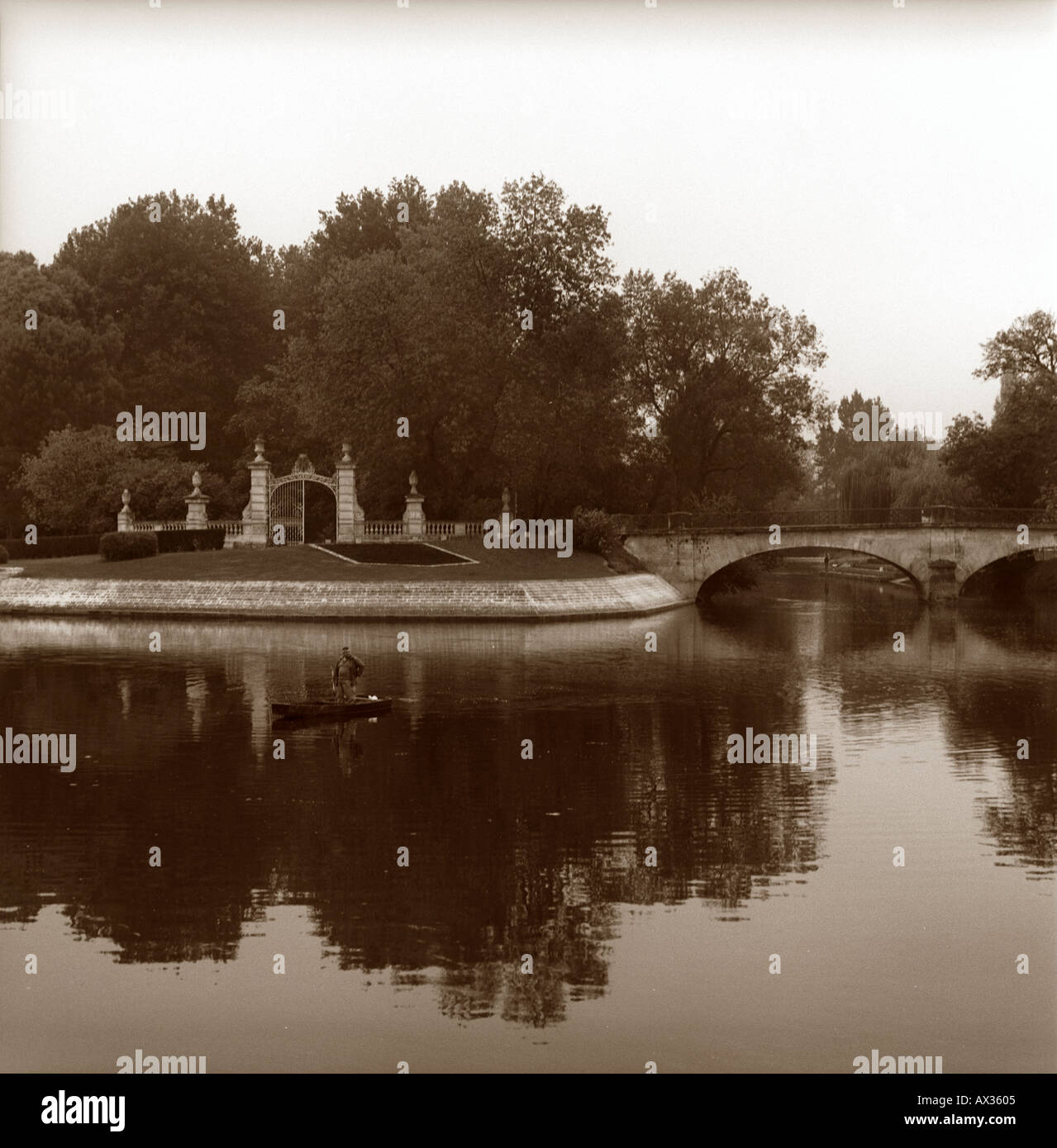 Jarnac, france hi-res stock photography and images - Alamy