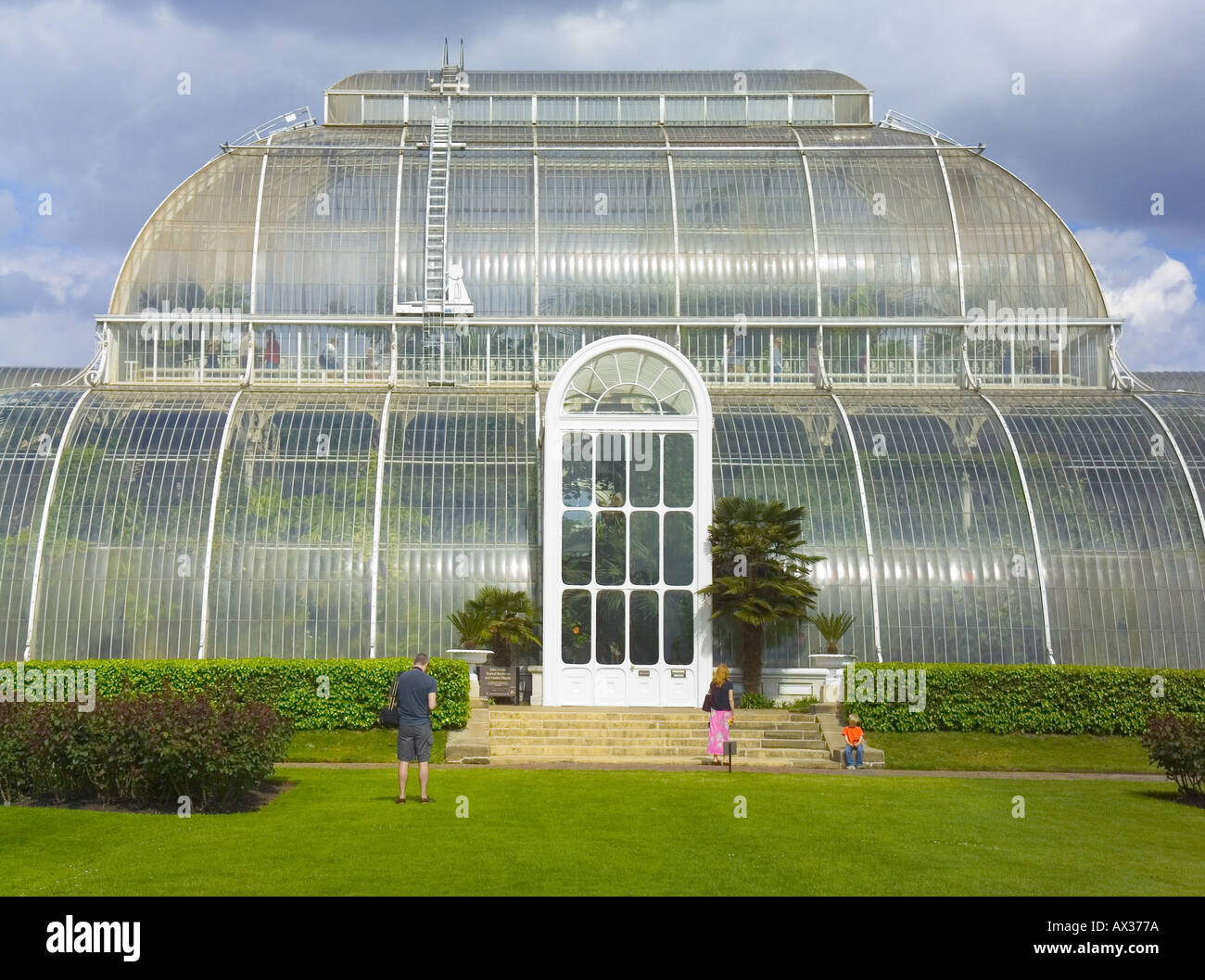 The Palm House the Royal Botanical Gardens at Kew Kew Gardens London ...