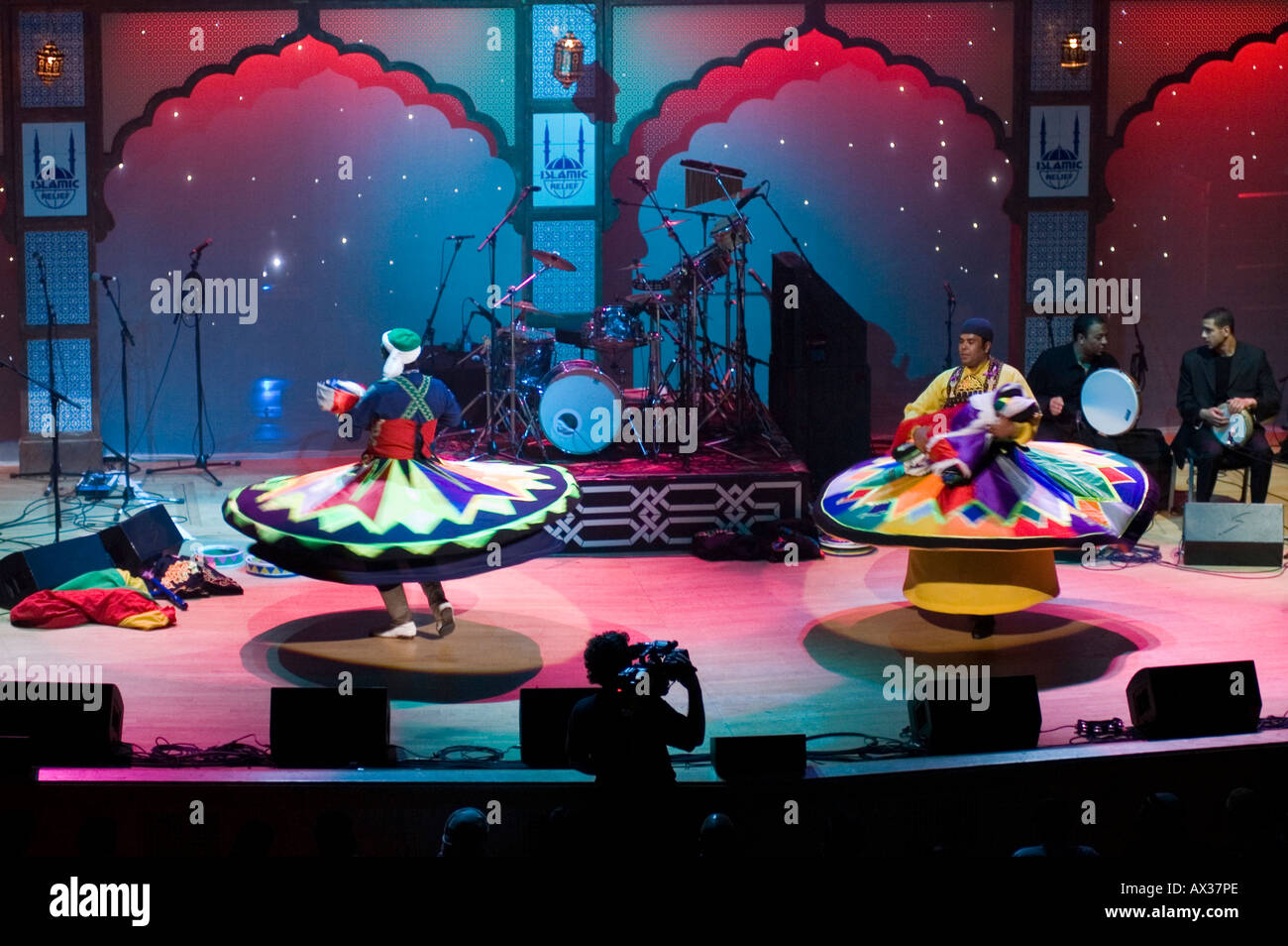 Sufi spinning hi-res stock photography and images - Alamy