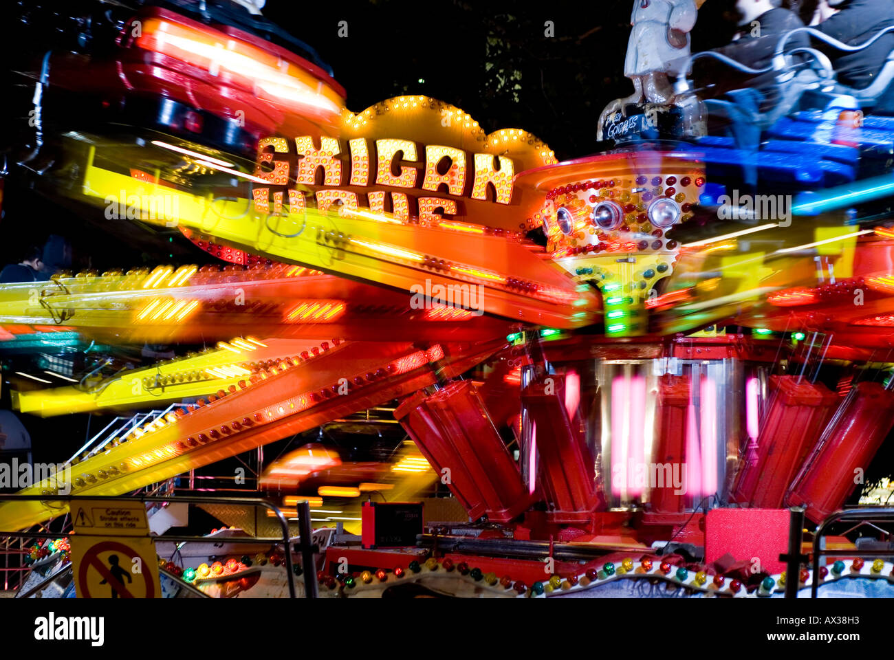 Crazy fair ride hi-res stock photography and images - Alamy