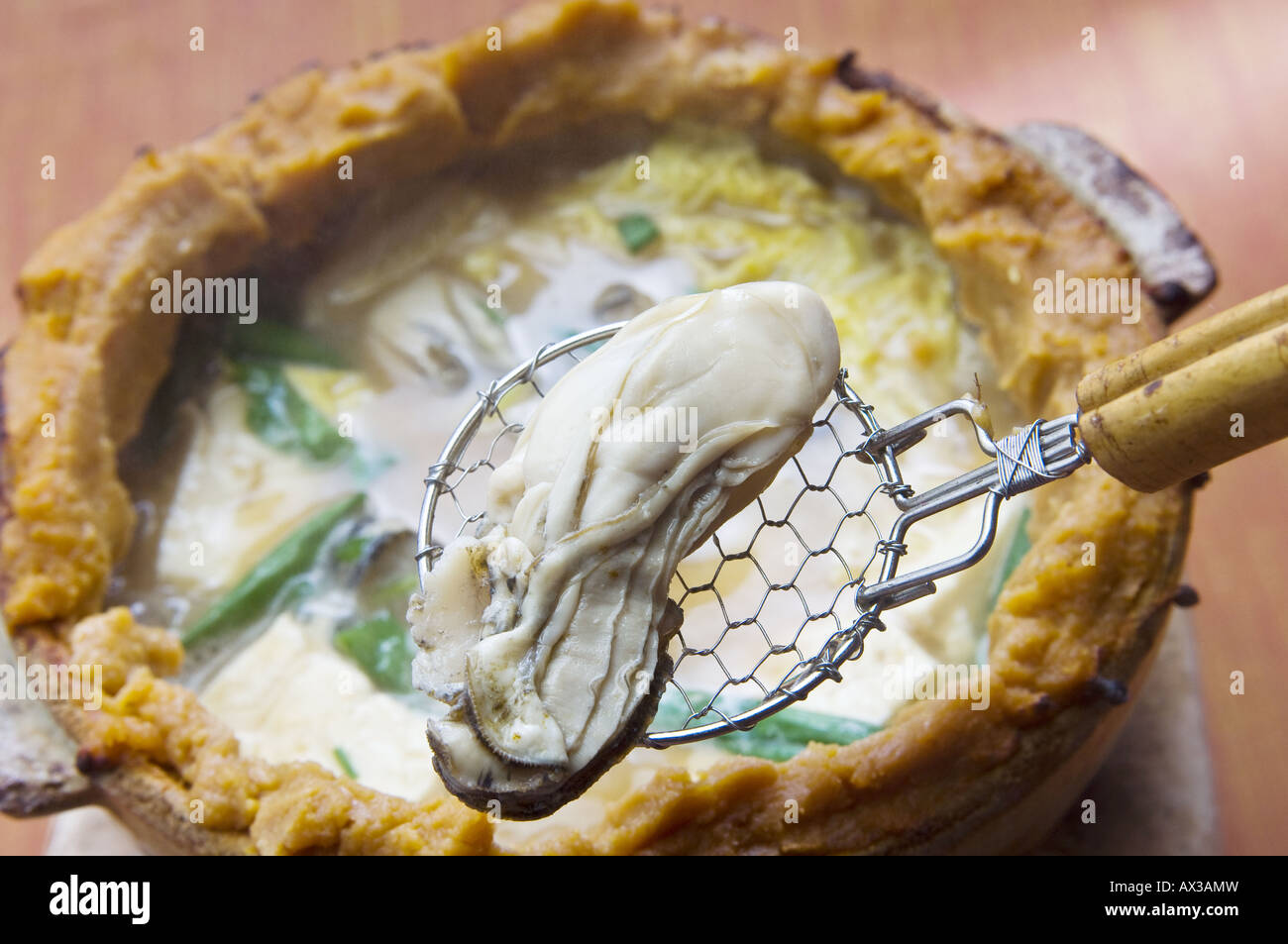 Oyster pot hi-res stock photography and images - Alamy