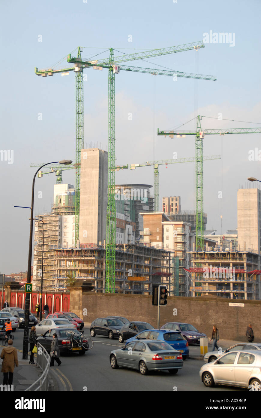 Traffic building hi-res stock photography and images - Alamy