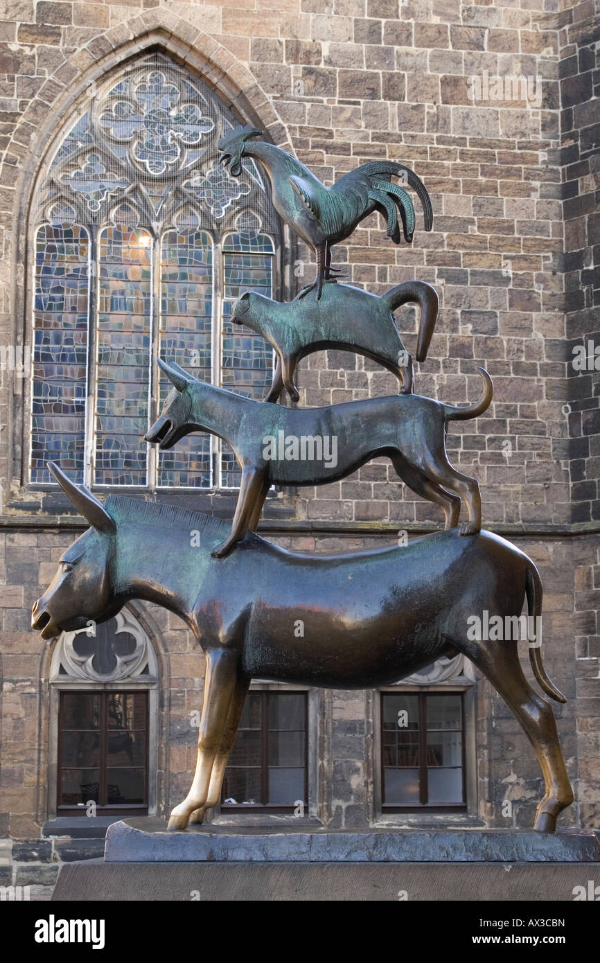 Statue of the Bremen Town Musicians Bremen Germany Stock Photo - Alamy