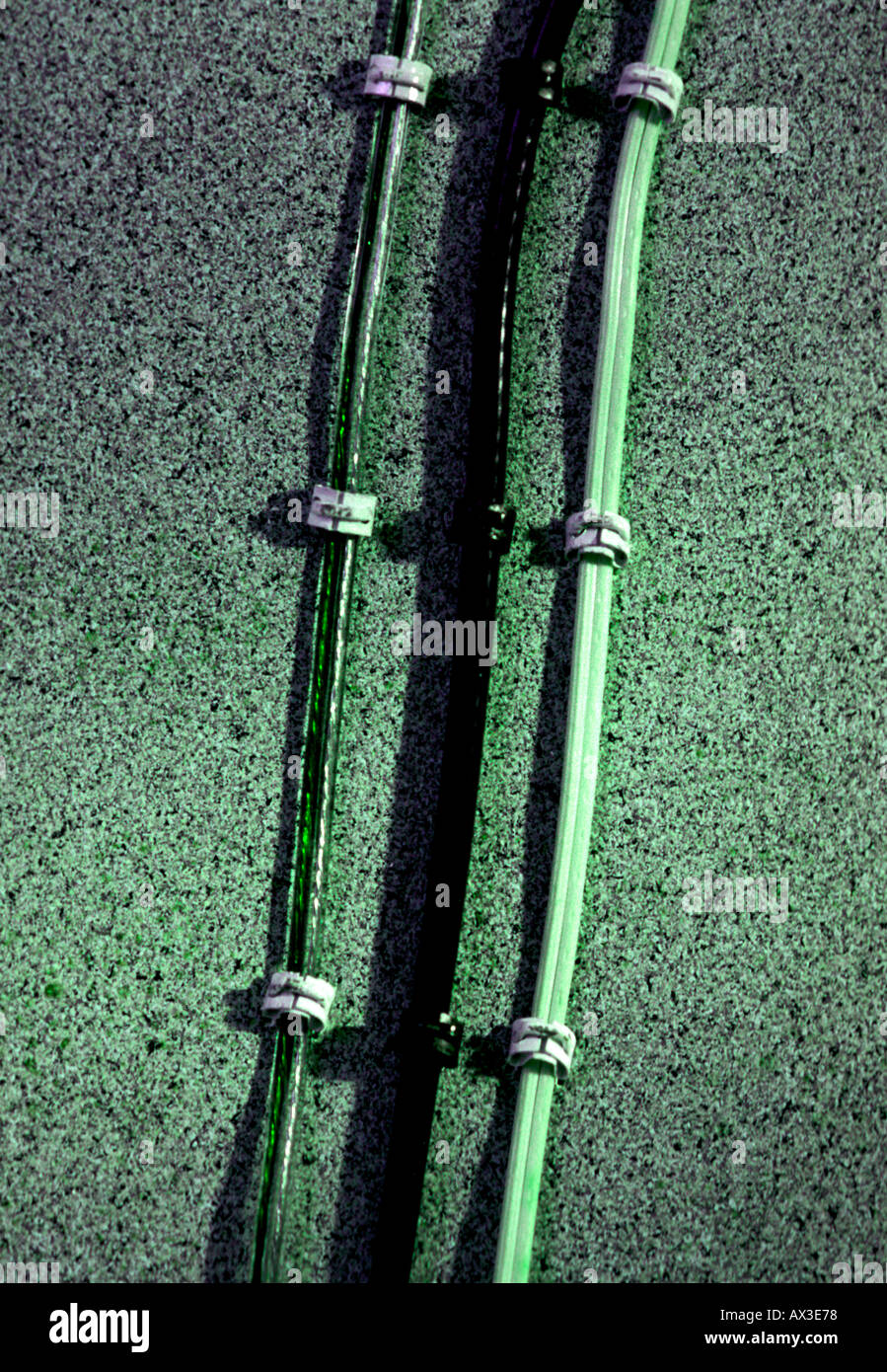 Before and after 043a Different wires QHTK1059 Stock Photo - Alamy