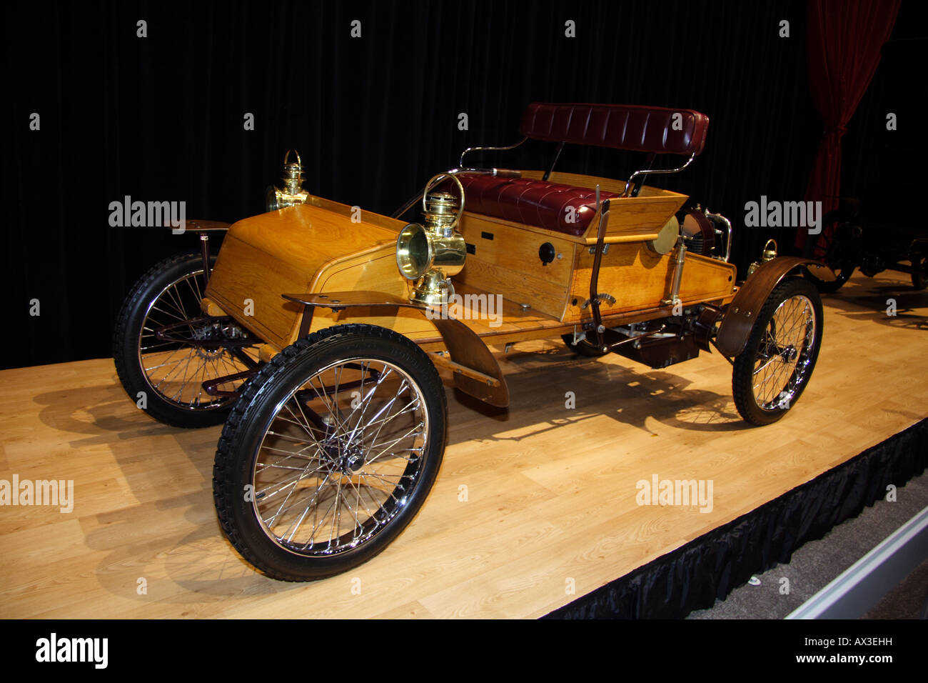 Orient buckboard hi-res stock photography and images - Alamy