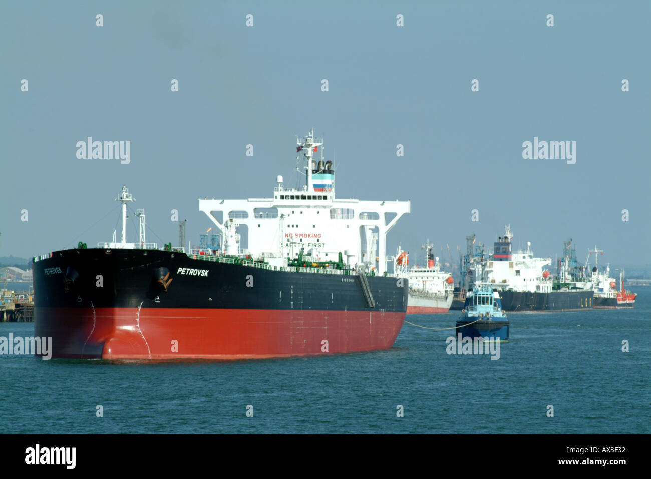 Vessel tanker fleet hi-res stock photography and images - Alamy
