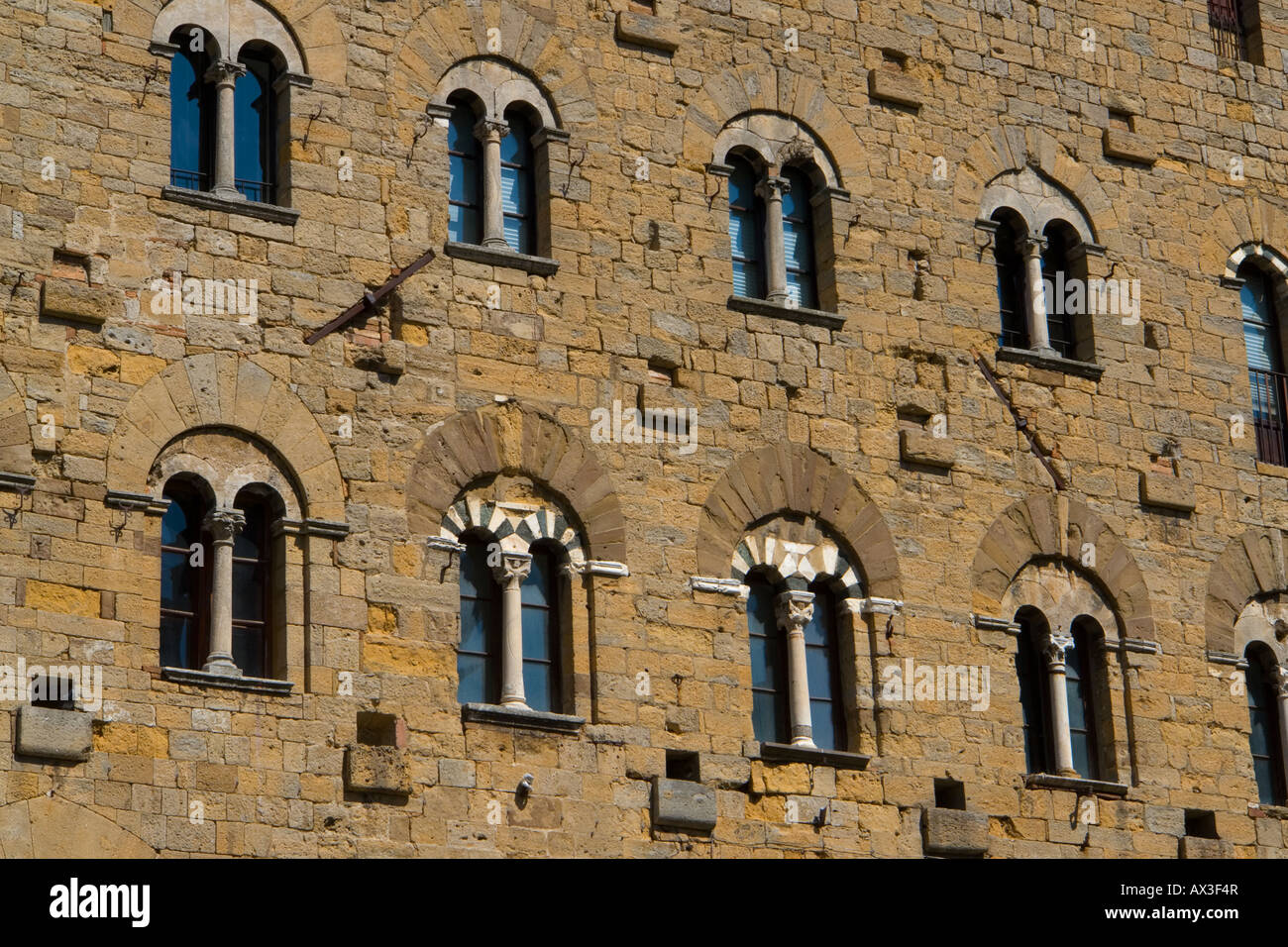 Terracotta brick stone masonry wall hi-res stock photography and images ...