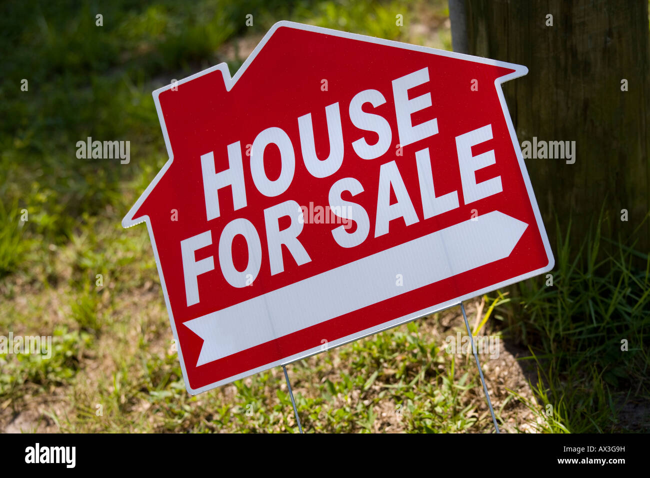 Home for sale sign USA US Stock Photo - Alamy