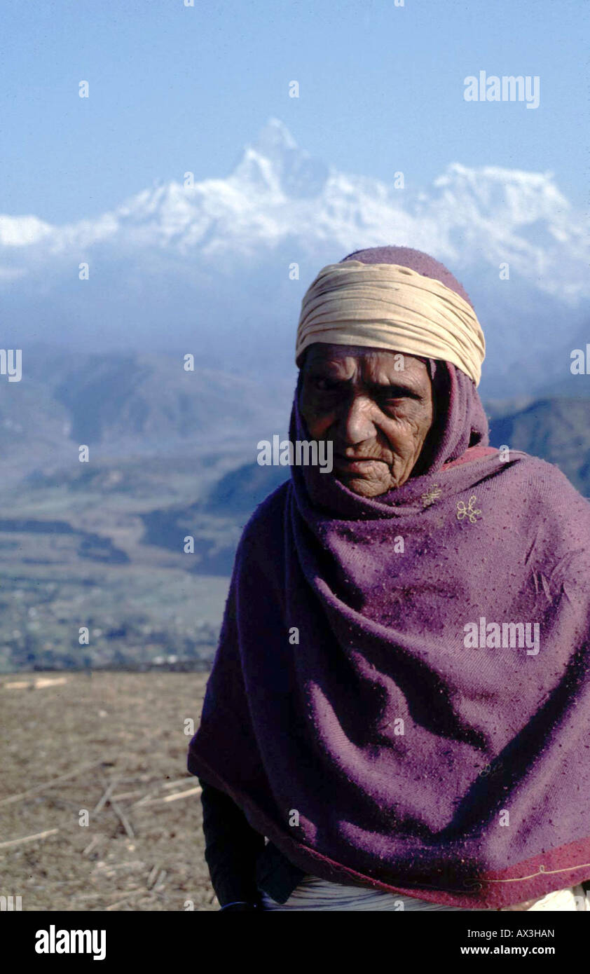 NEPAL NATIVE MAN IN THE HIMALAYAN REGION NEAR POKHARA Stock Photo - Alamy