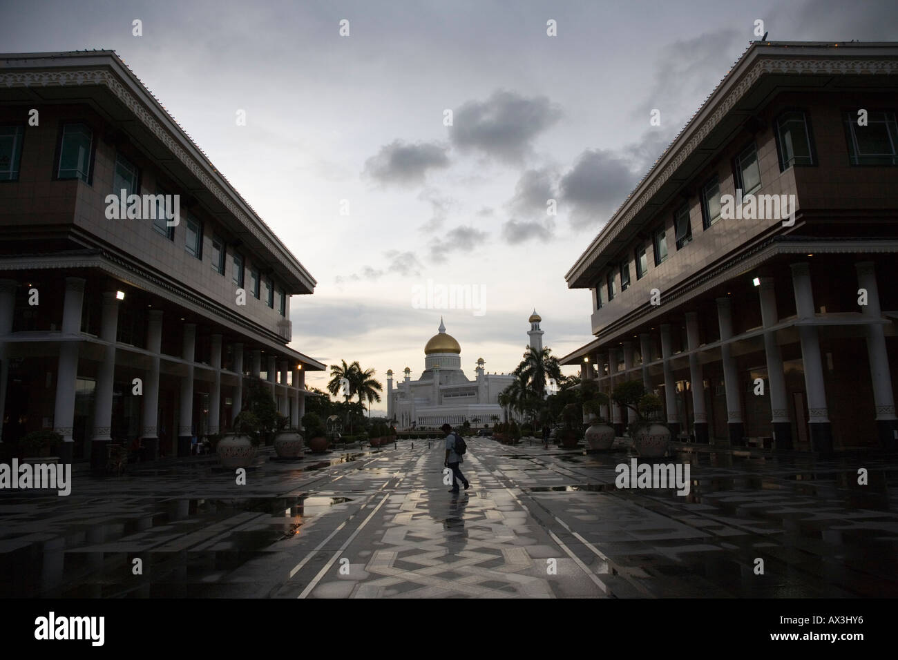 Yayasan complex hi-res stock photography and images - Alamy