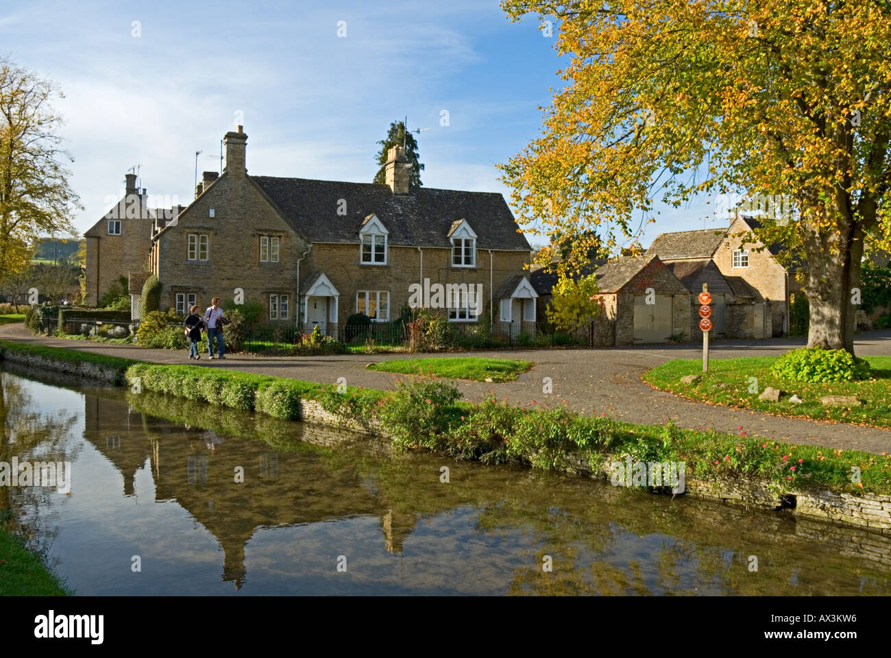 The picturesque village of Lower Slaughter in the Cotswolds Stock Photo ...