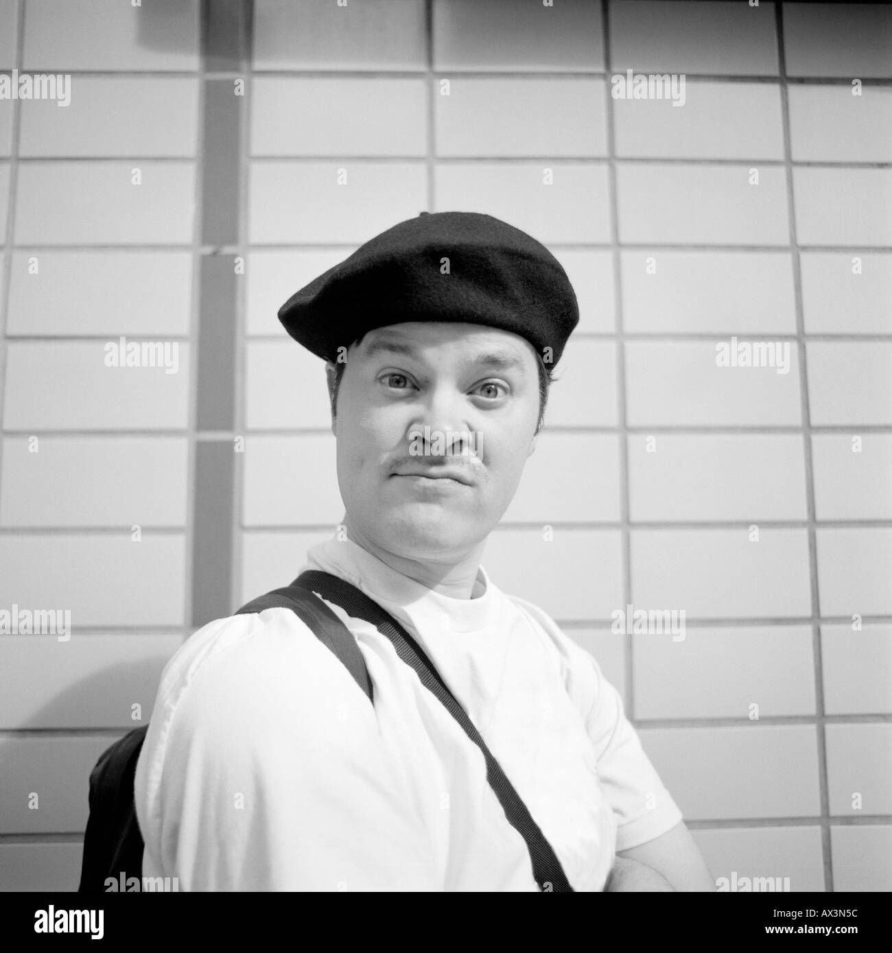 Man with black beret hi-res stock photography and images - Alamy