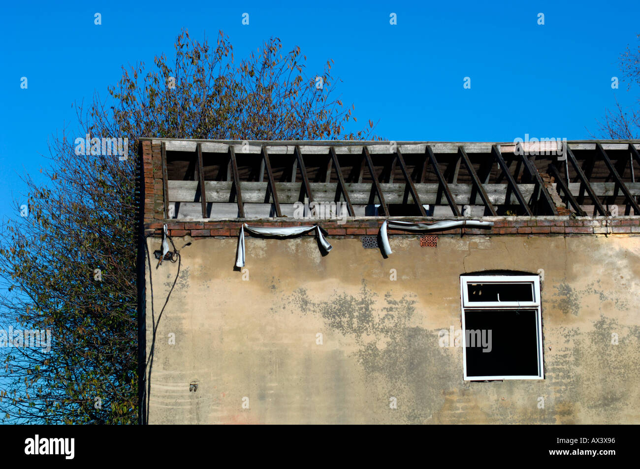 Building Without A Roof Stock Photo - Alamy
